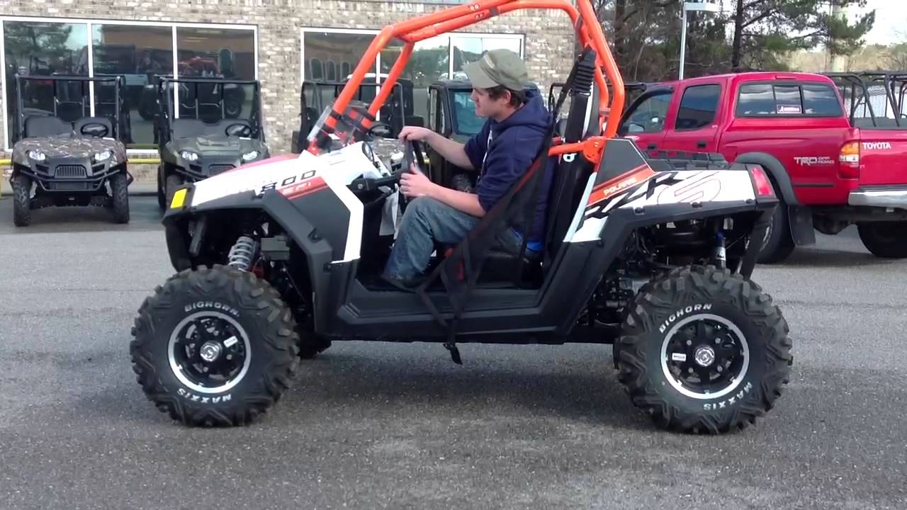 Loading up the new RZR - YouTube