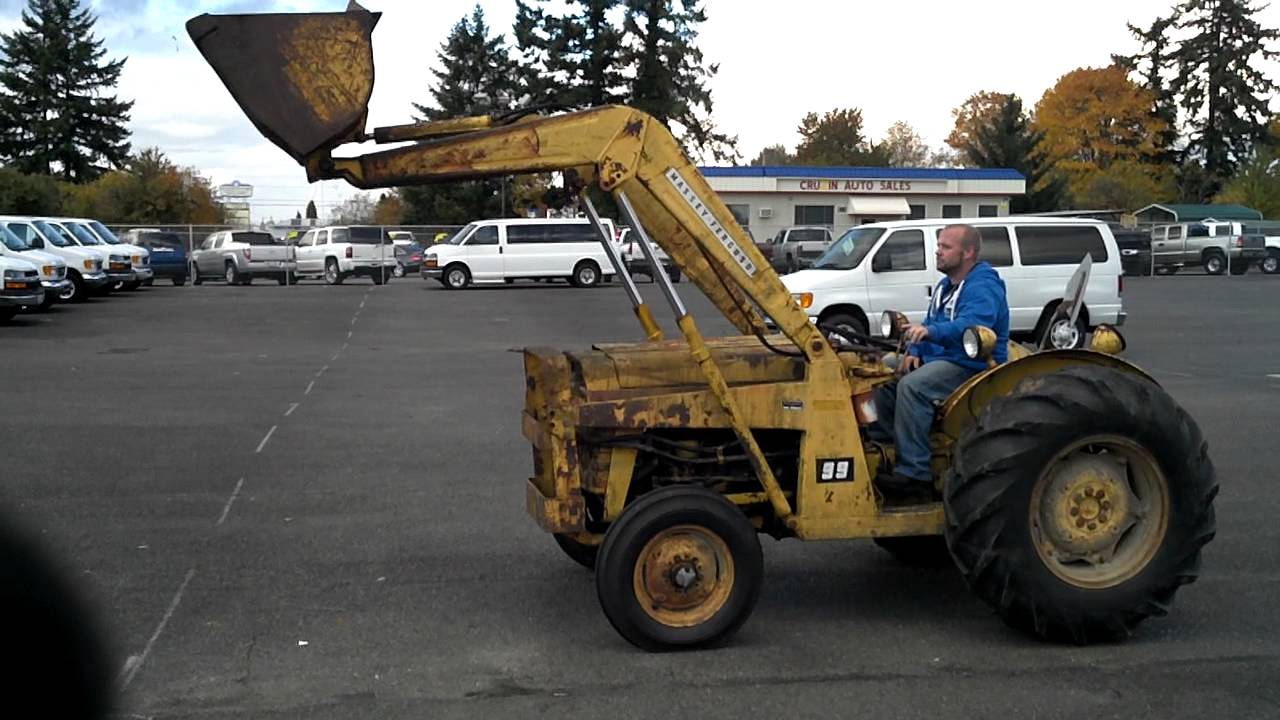 Massey Ferguson Tractor w/ loader - YouTube