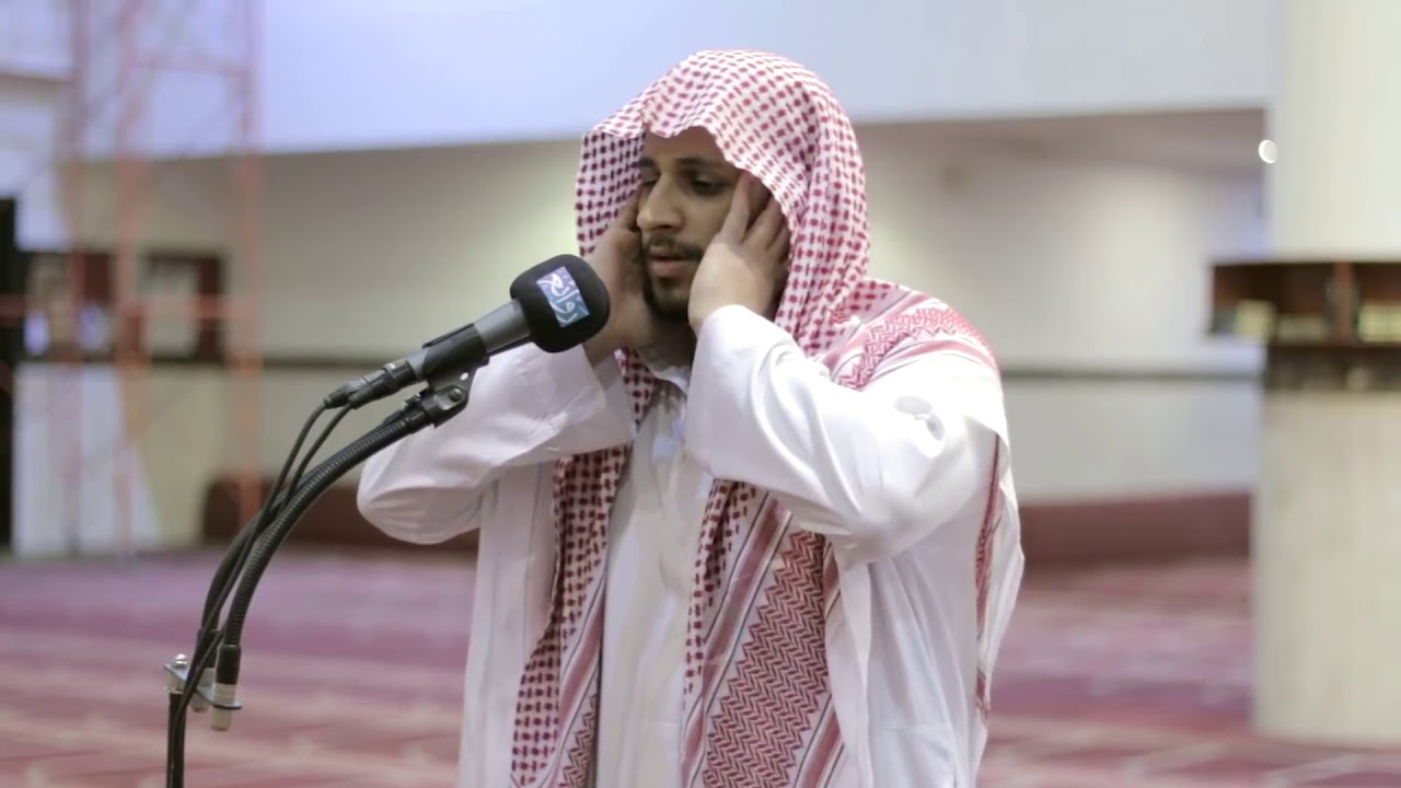 Islamic call to prayer "Adan" from Abdullah Alzelaai - YouTube