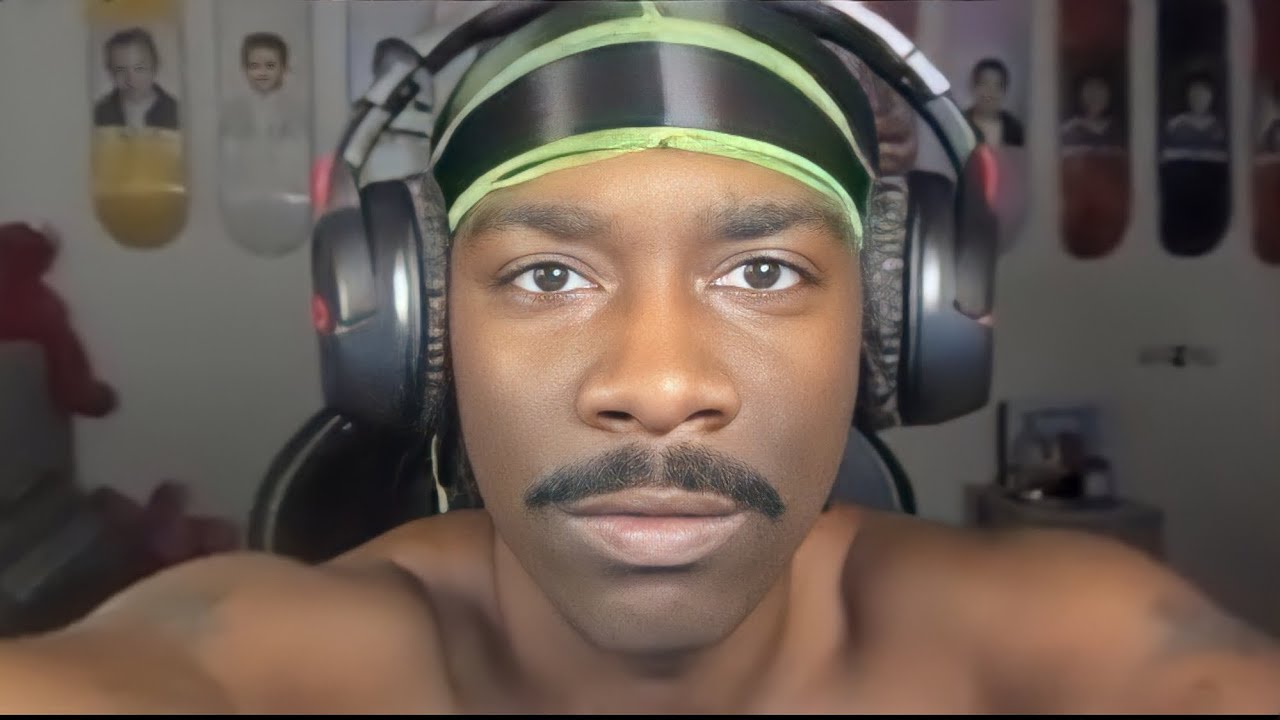 Bruce confronts his chat 🫢 - YouTube