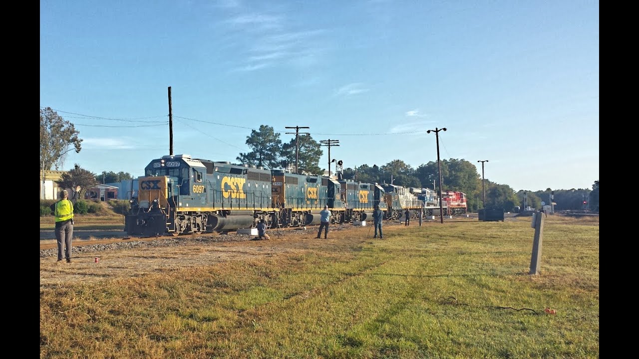 CSX Local Train Y101 With CSX Leader 6097 At Hamlet NC On The CSX S ...