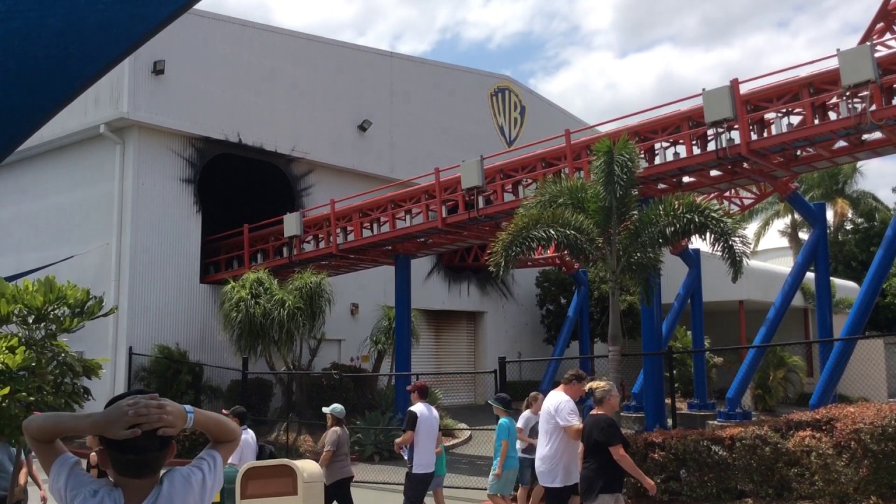 Superman ride Movie World - YouTube