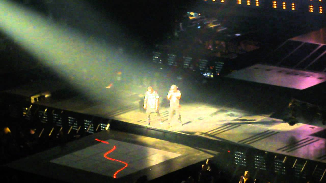 Monster - Kanye & Jay-z WTT Tour.MP4 - YouTube