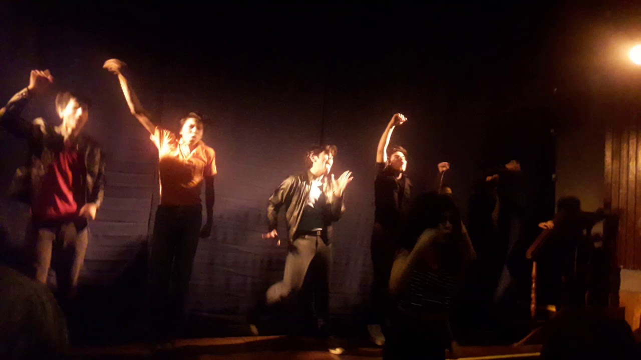 Grease lightning - Grease el Musical - YouTube