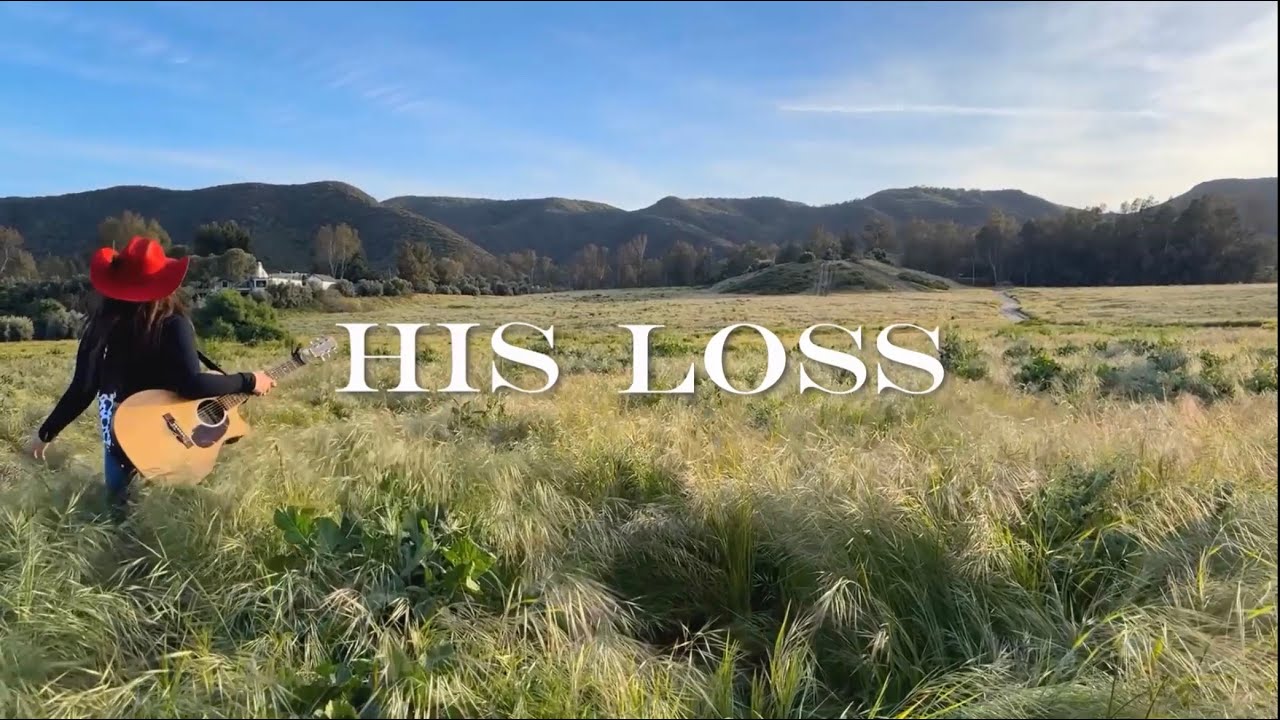 "His Loss" Official Lyric Video (Sofie Tabesh) - YouTube