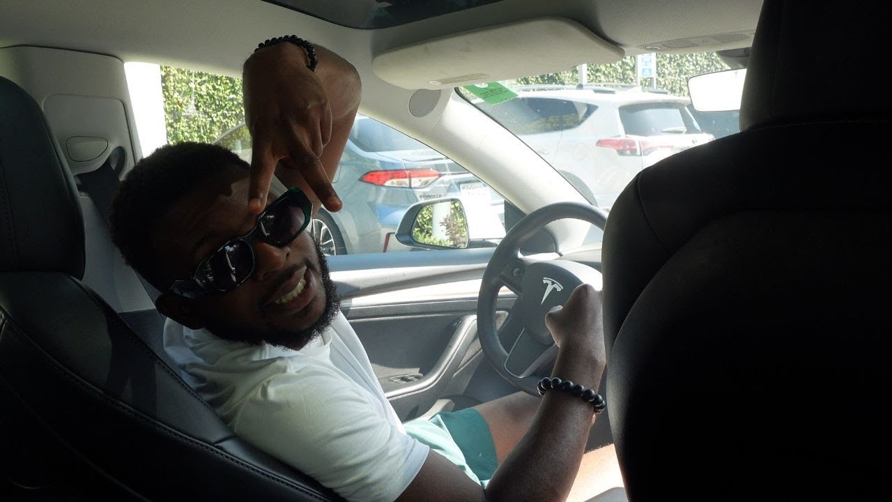 hotbox smoke session in a Tesla - YouTube