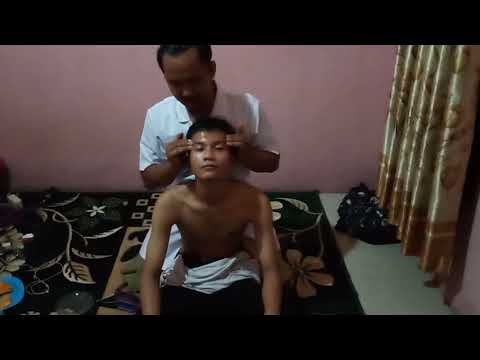 Pijat laktasi pada ibu menyusui