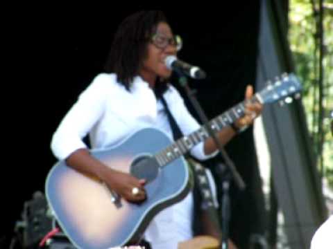 Asa (Nigerian singer) Central park Summerstage NYC July '09 - YouTube