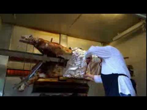 So brät ein ganzer Ochse - Ochsenbraterei Weber