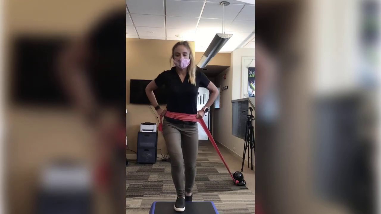 Single Leg Step-Up with Resisted Pelvic Rotation - YouTube
