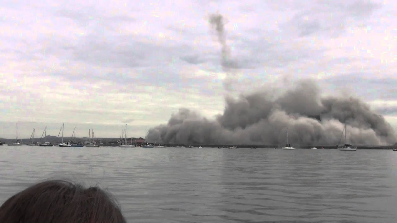Cockenzie Power Station Demolition from Port Seton near Edinburgh - YouTube