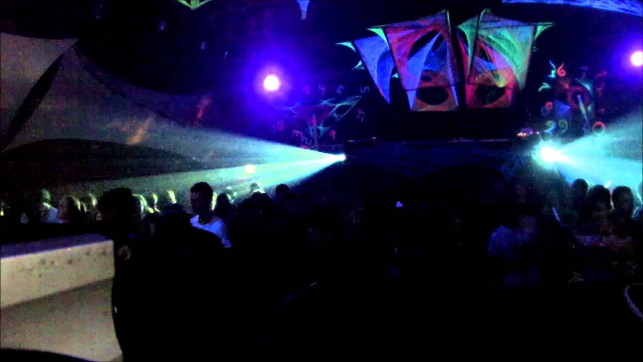 Jesus Raves - Live @ Berlin, Germany 31/01/2014 - YouTube