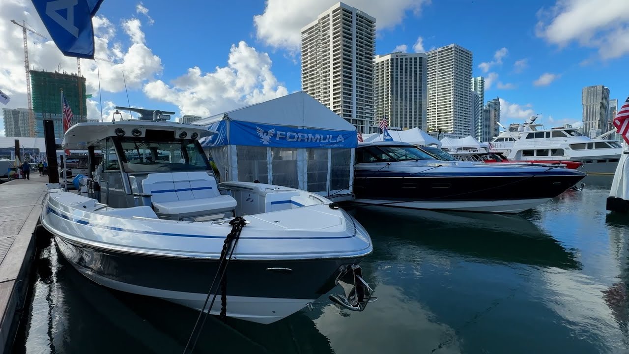 Formula Displays 10 Boats in Miami - YouTube