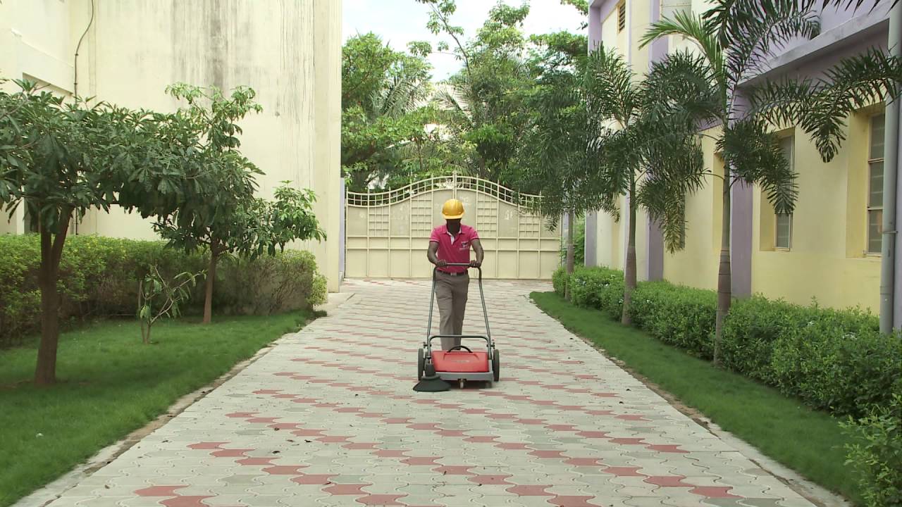 Roots Flipper+ Manual Sweeper - YouTube