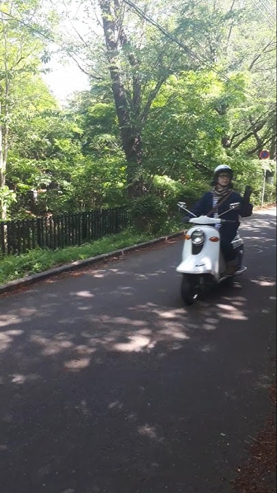 ラビットスクーターS301 Japanese vintage motorcycle Rabbit Scooter Run. #shorts - YouTube