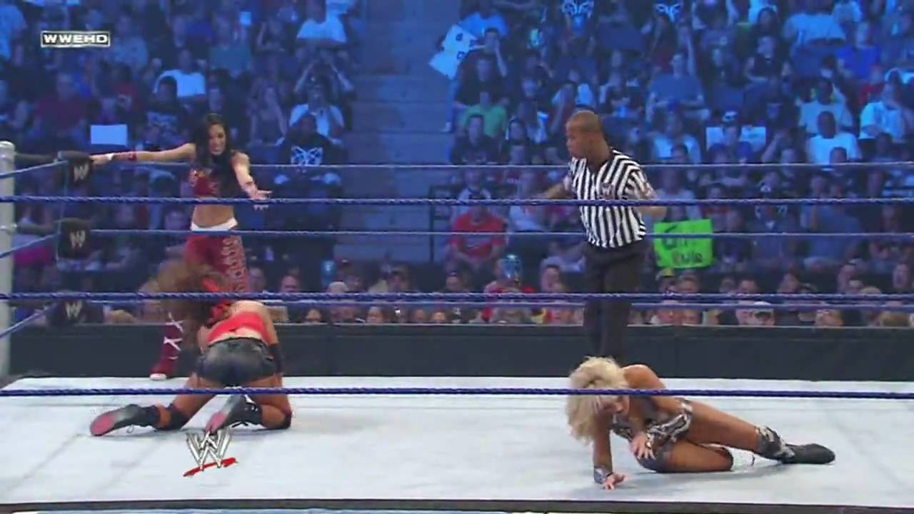 Michelle McCool & Layla VS Eve & Melina (HD) - YouTube