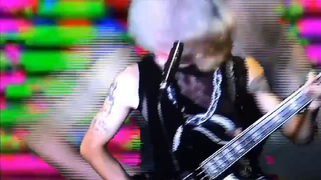 Machine Girl unreleased song from Global Fandemic show - YouTube