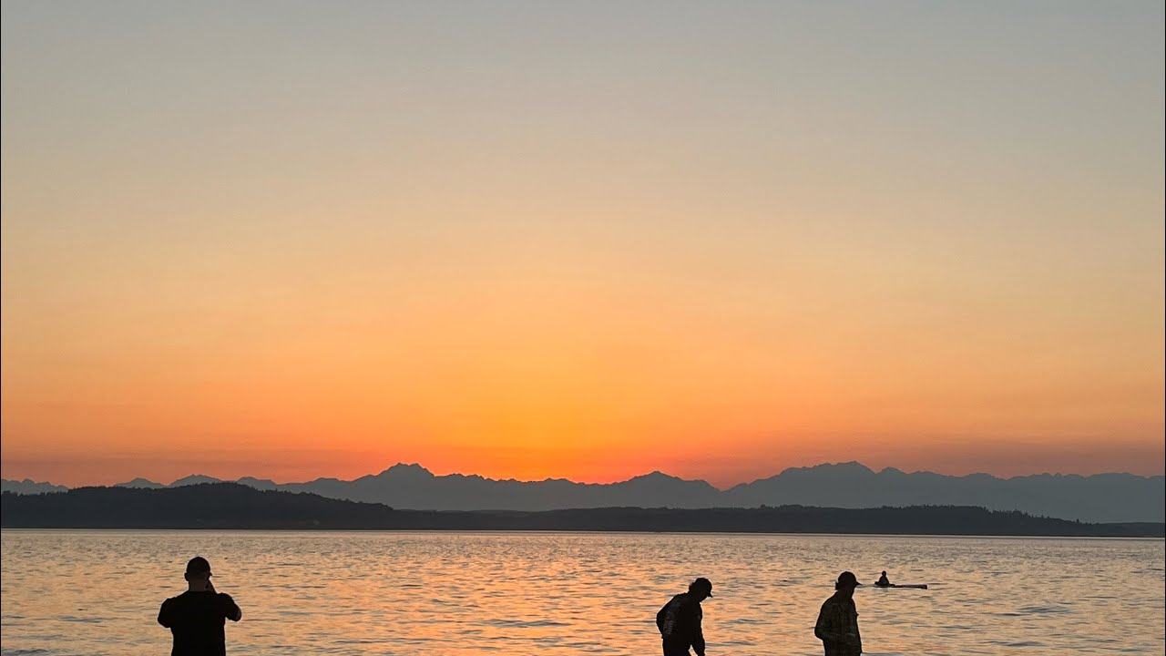 Gazing into infinity - YouTube