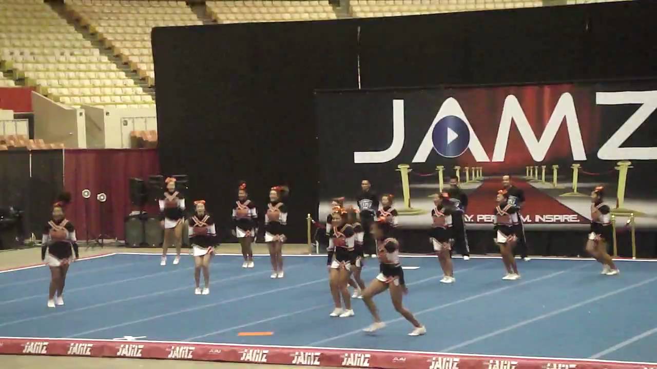 Silver Creek Cheer JAMZ - YouTube
