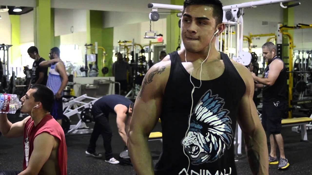 Jesus Magallon and Frank Espinoza shoulders and arms, 5 weeks out ...