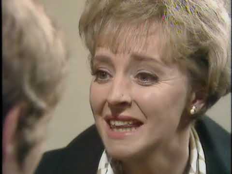 Special Branch Series 1 Episode 11 (1969)   Exit A Diplomat