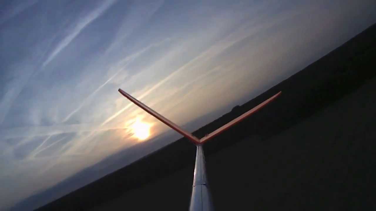 Specter 1800 V-Tail Glider - YouTube