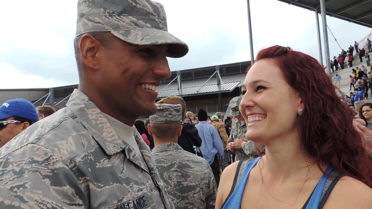 BMT Air Force Tap Out - YouTube