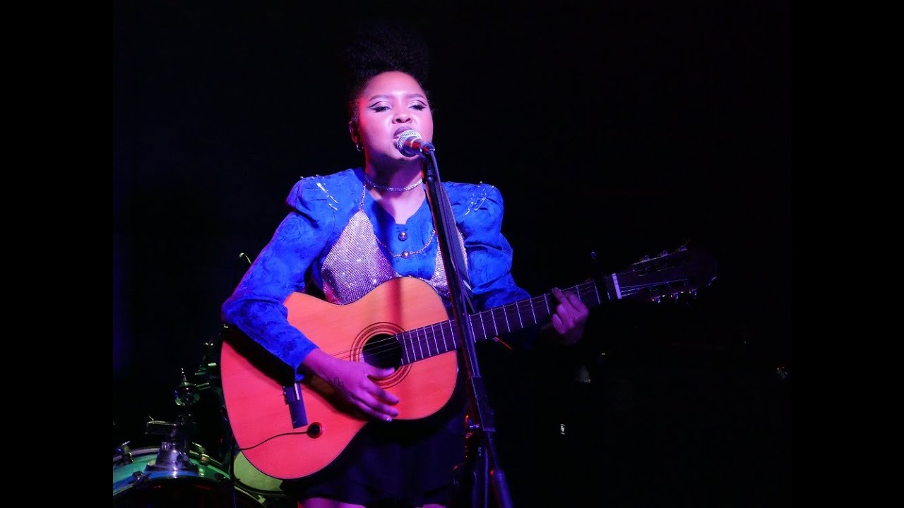 Miu Haiti @ Bar Freda for SIXTmusic - YouTube