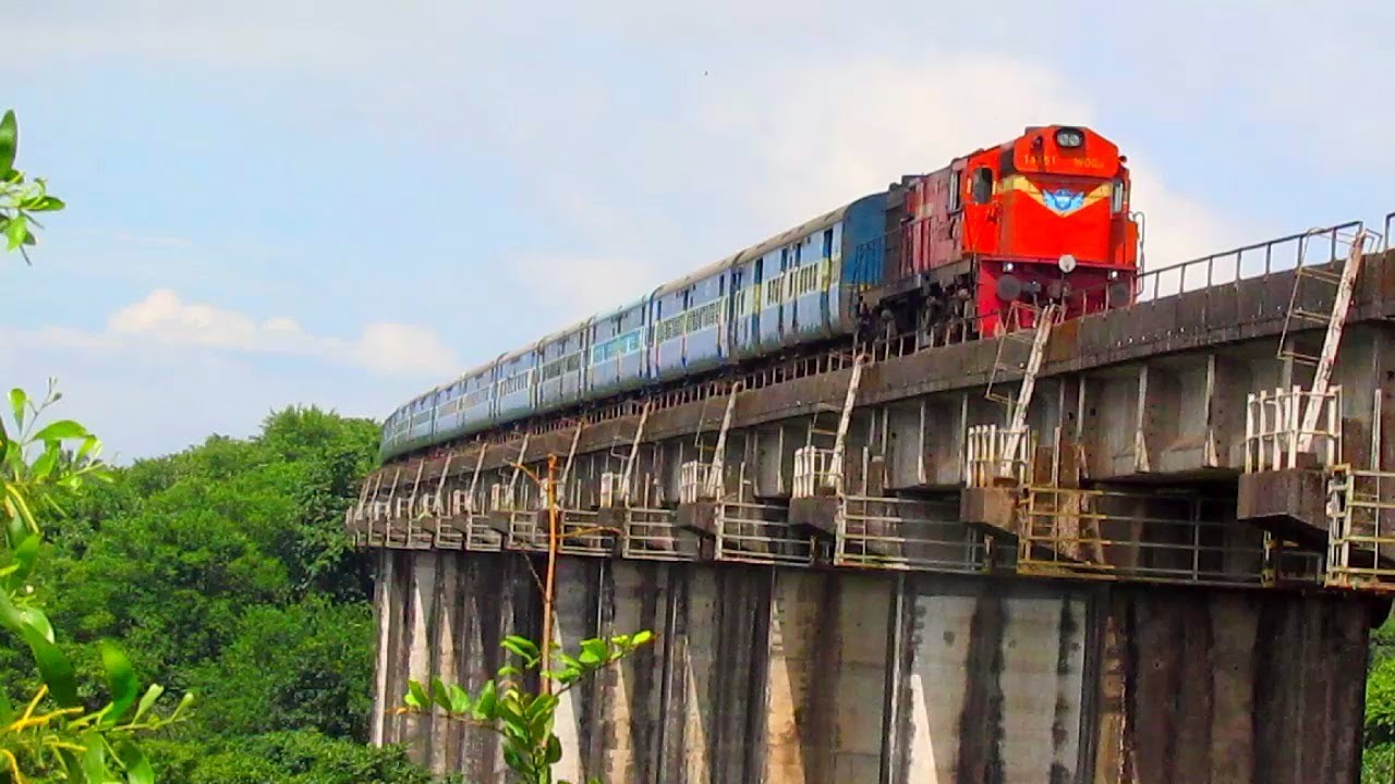 INDIAN RAILWAYS : Train over Bridge-A beautiful scene from Konkan ...