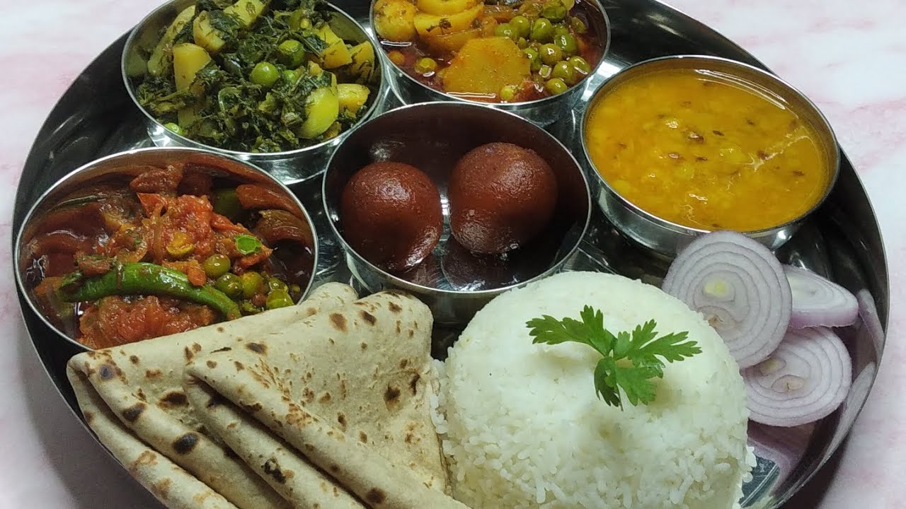 Seasonal Vegetarian Thal recipe ️|Desi style Vegetarian Thal|Inaaya Ka ...