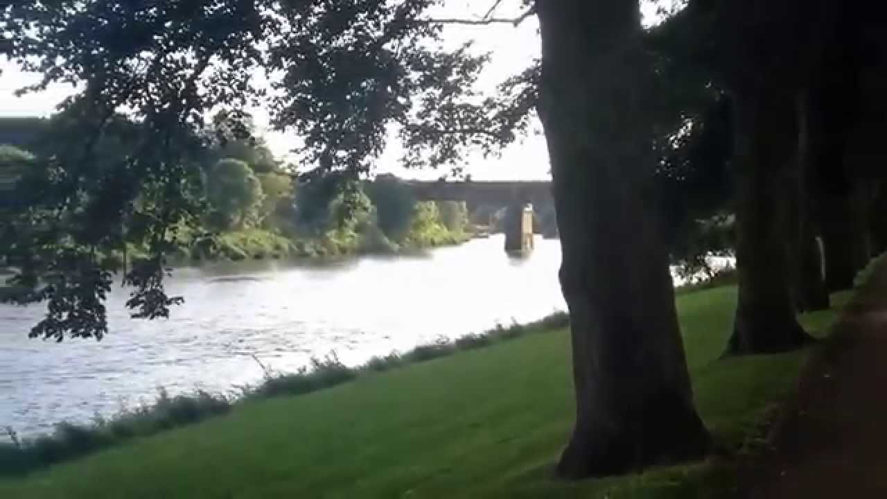 Preston Guild Wheel Cycle and Walking Route-Avenham Park - YouTube