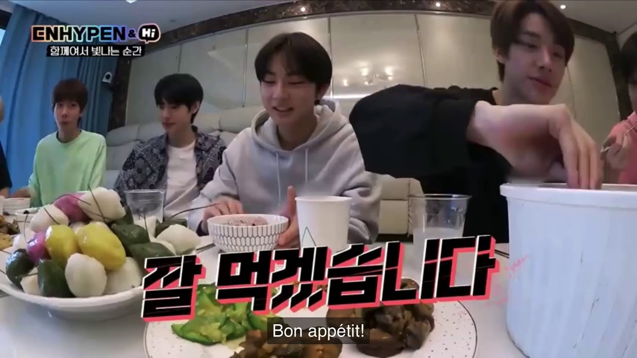 ENHYPEN Eating for 30 seconds (Part 15) - YouTube