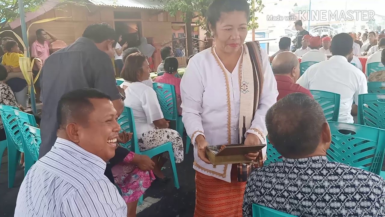 Adat Suku Tobelo - YouTube