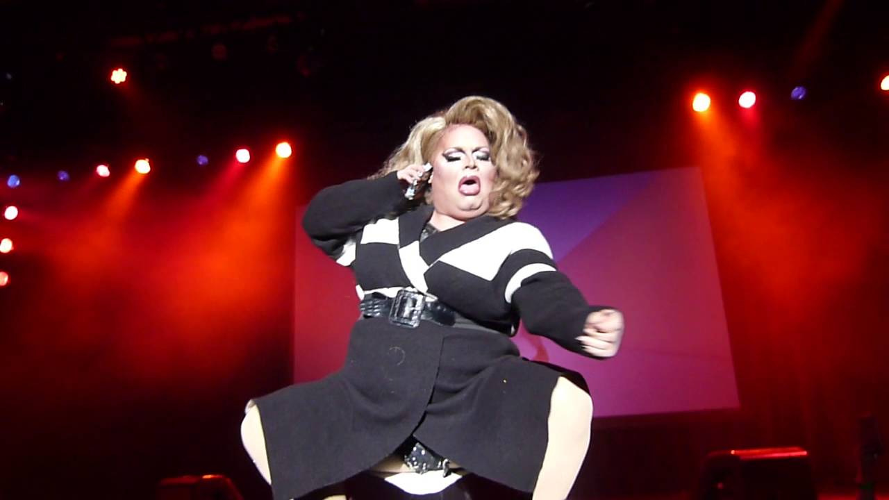 Battle of the Seasons (NYC) - Ginger Minj - YouTube