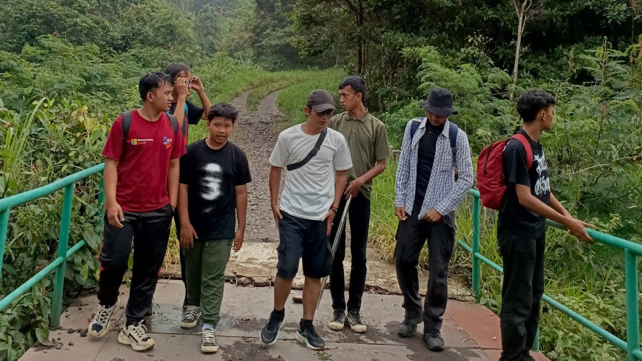 Pertamakali Ke Bukit Lambosir Hampir Salah Jalur 🥲 || Linggarjati - YouTube