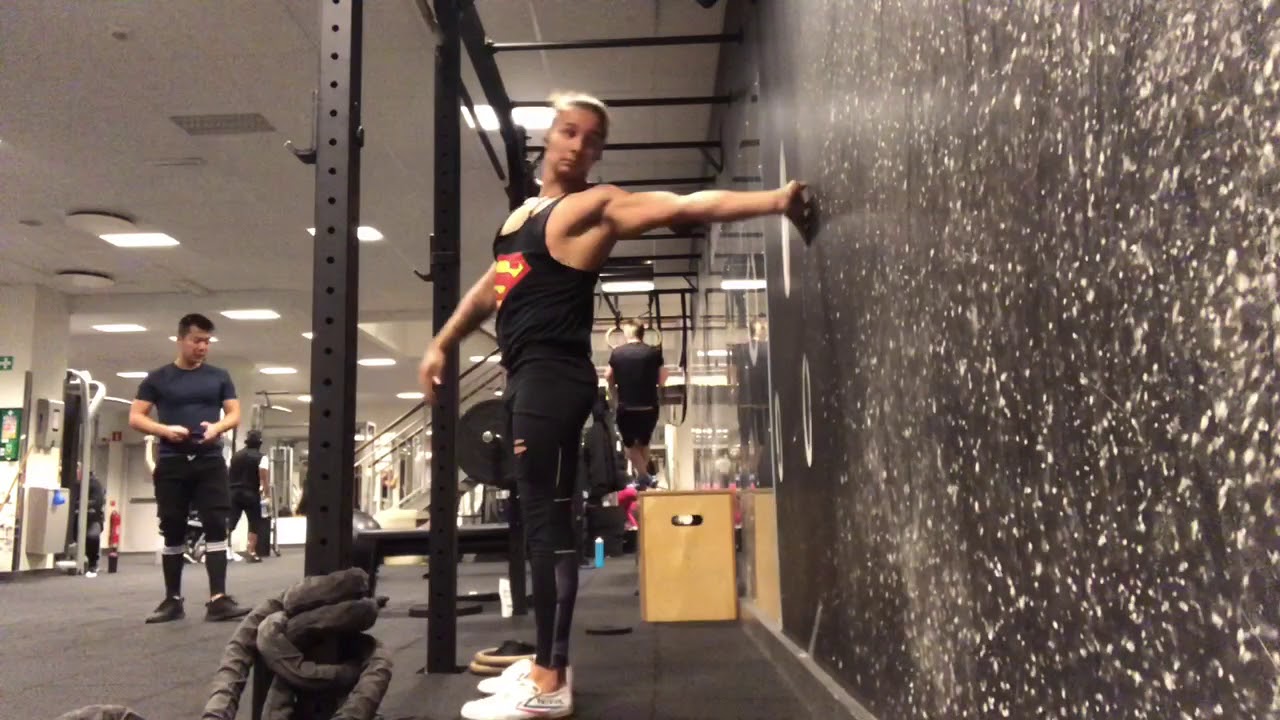 Wall rotations - YouTube