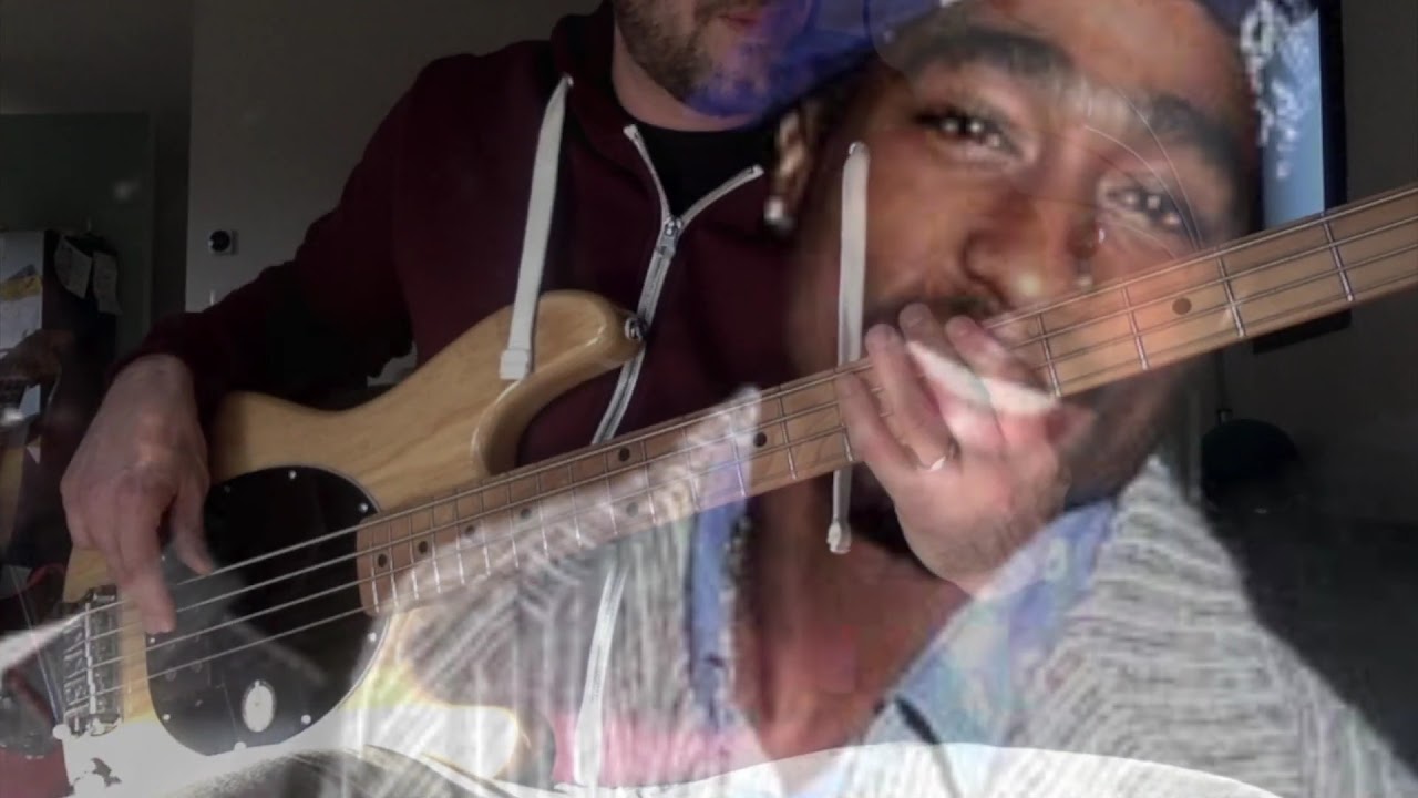 Tupac "Hit'em up" Bass Cover - YouTube