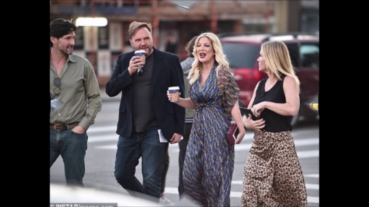 Beverly Hills 90210 The foursome met with producers Mike Chessler - YouTube