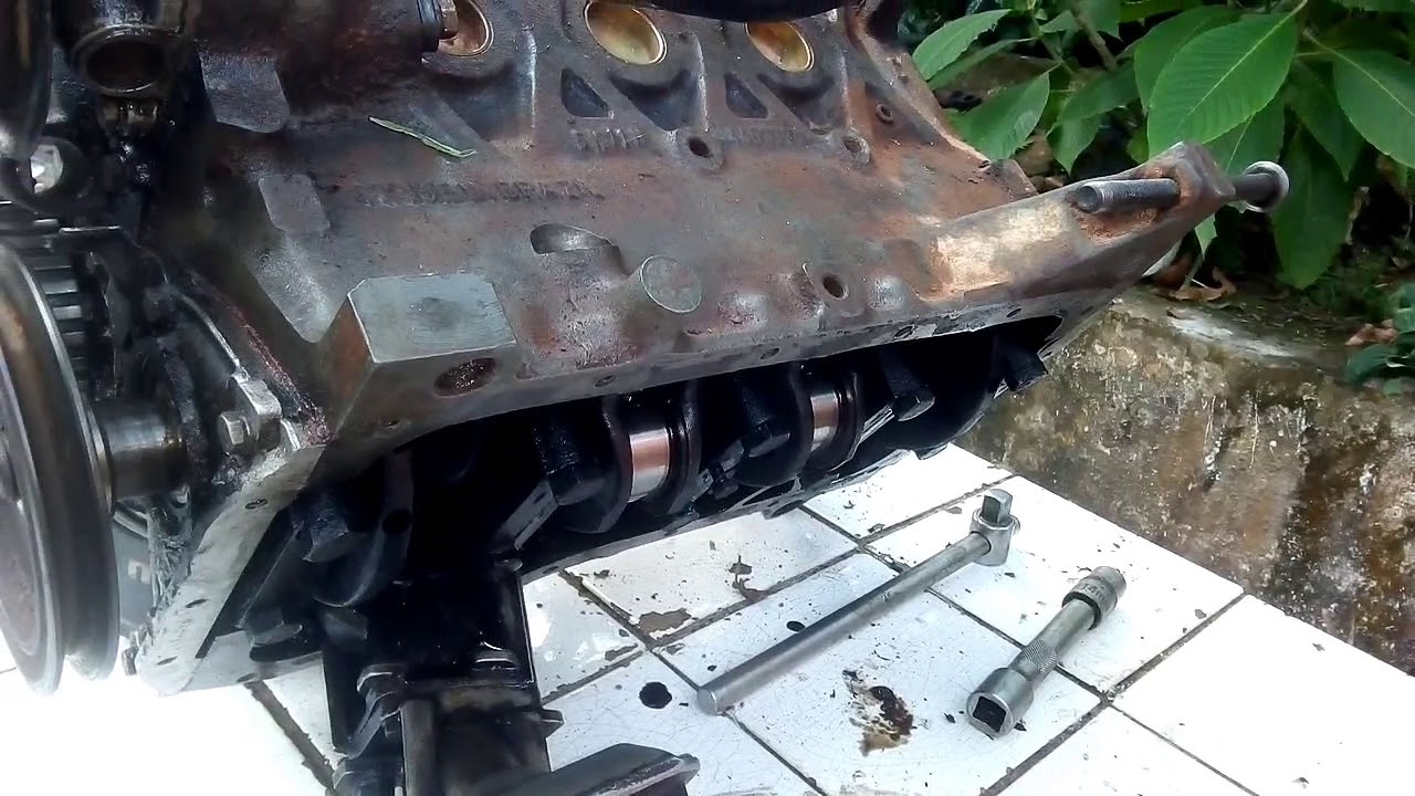 Desmontando o motor Fiasa - YouTube