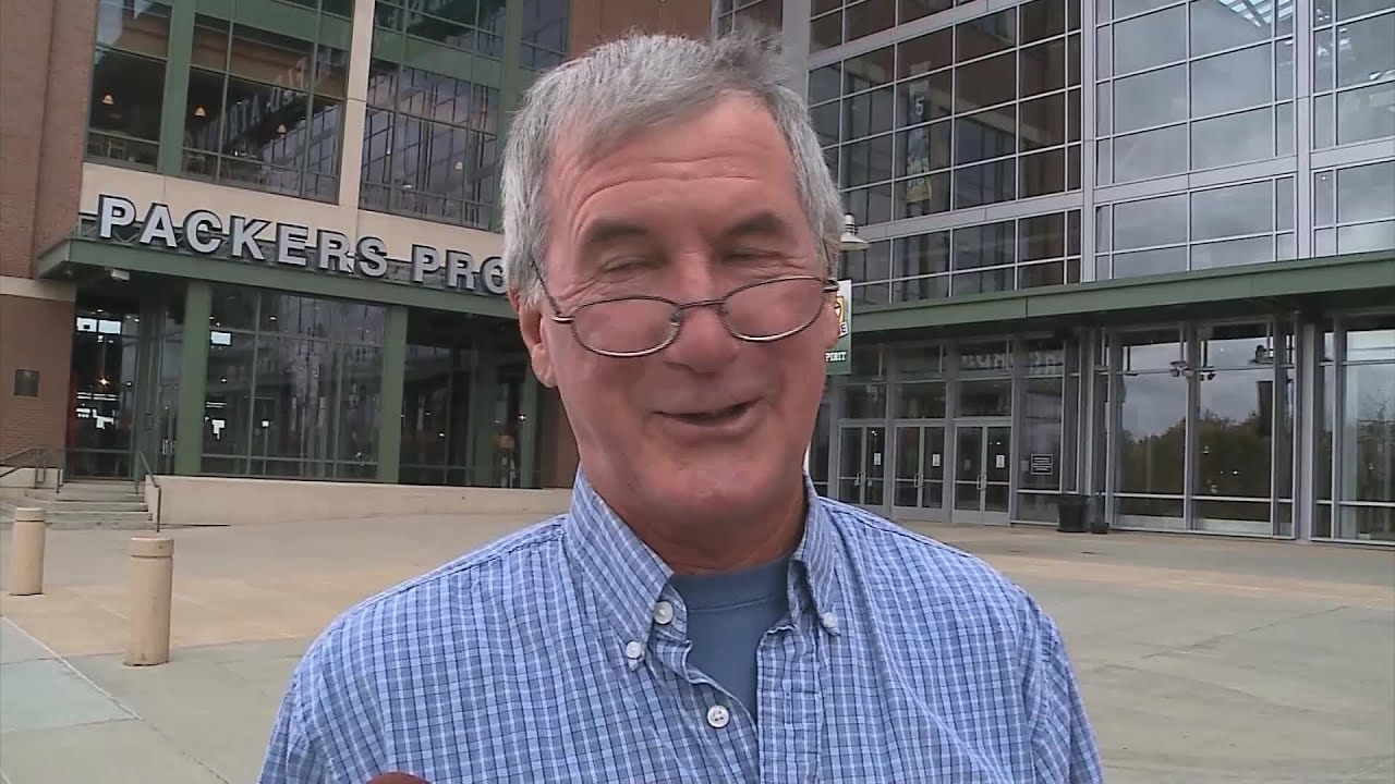 5PM FANS EXCITED PACKERS WIN - YouTube
