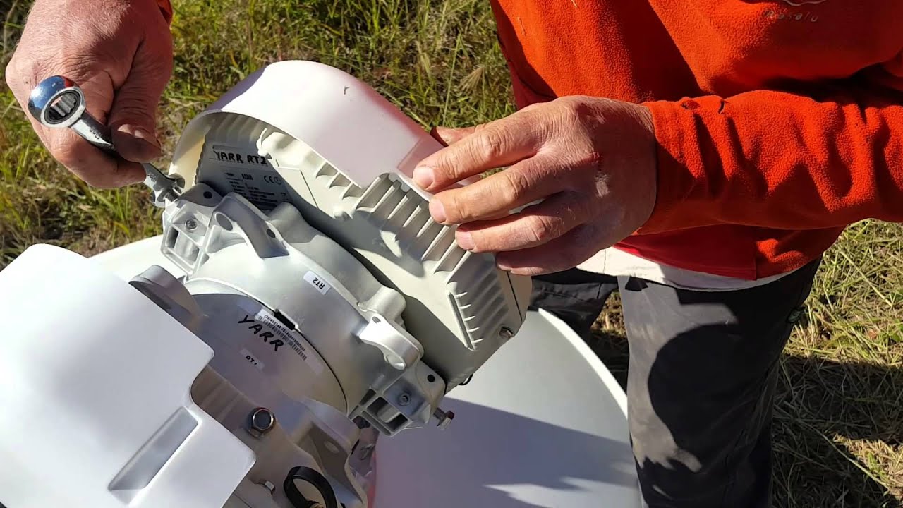 Mounting an ODU on a RFS dish with an OMT - YouTube
