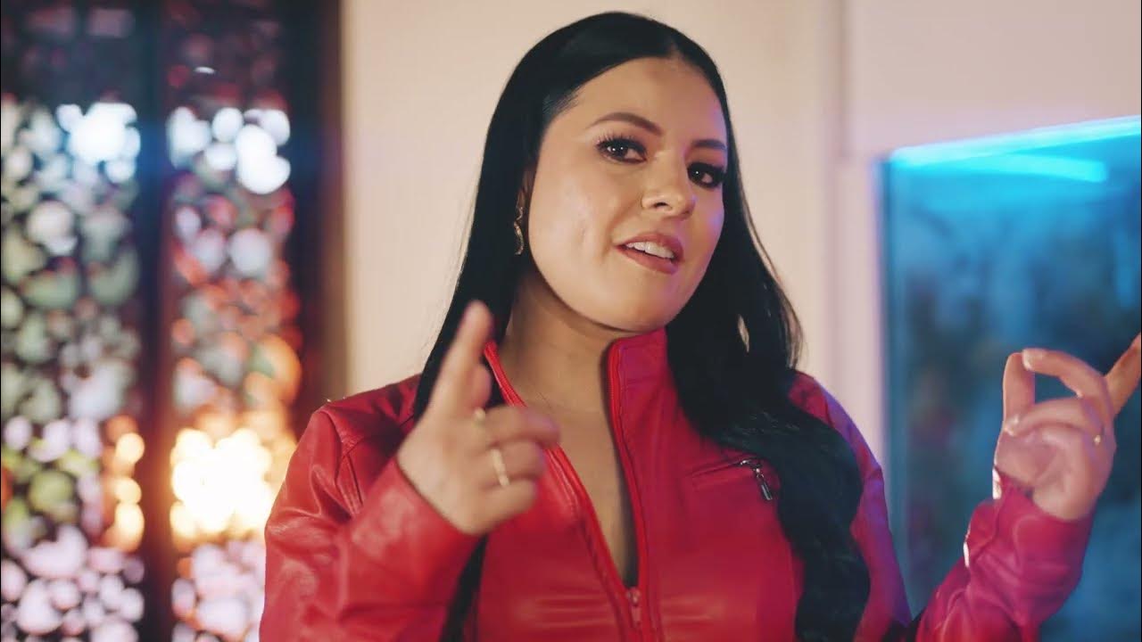 DIANEY HOYOS - SOY LA QUE MANDA(VIDEO OFICIAL) - YouTube