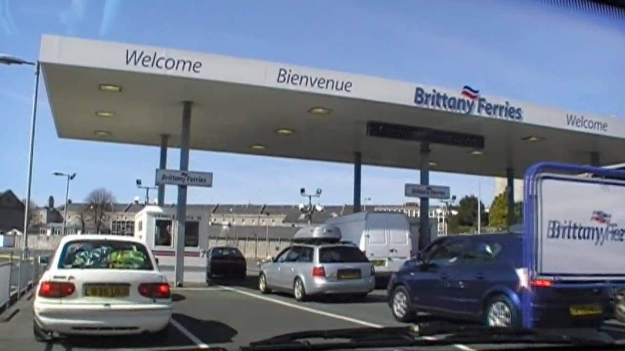 Driving On Board Brittany Ferries MV Pont Aven Plymouth, Devon, England ...