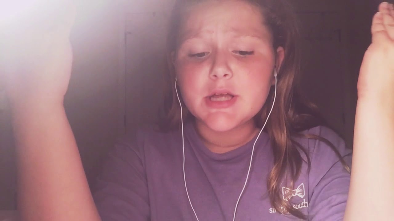 Bestie helps with your bad day/ a bit of mouth sounds ️/relaxation💕 ...