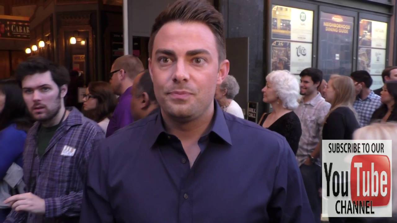 Jonathan Bennett talks about running into Bernie Sanders on set of Cake ...