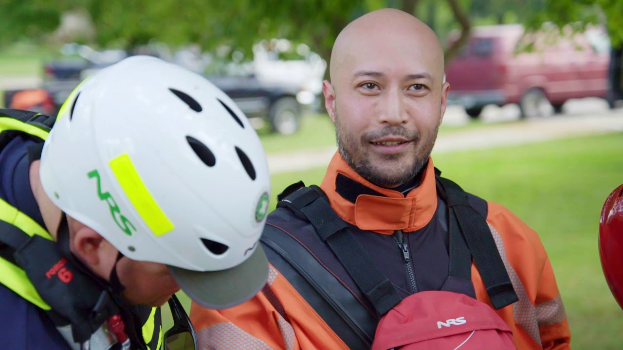 Can the Average Guy Handle Water Rescue? Rescue Methods - YouTube