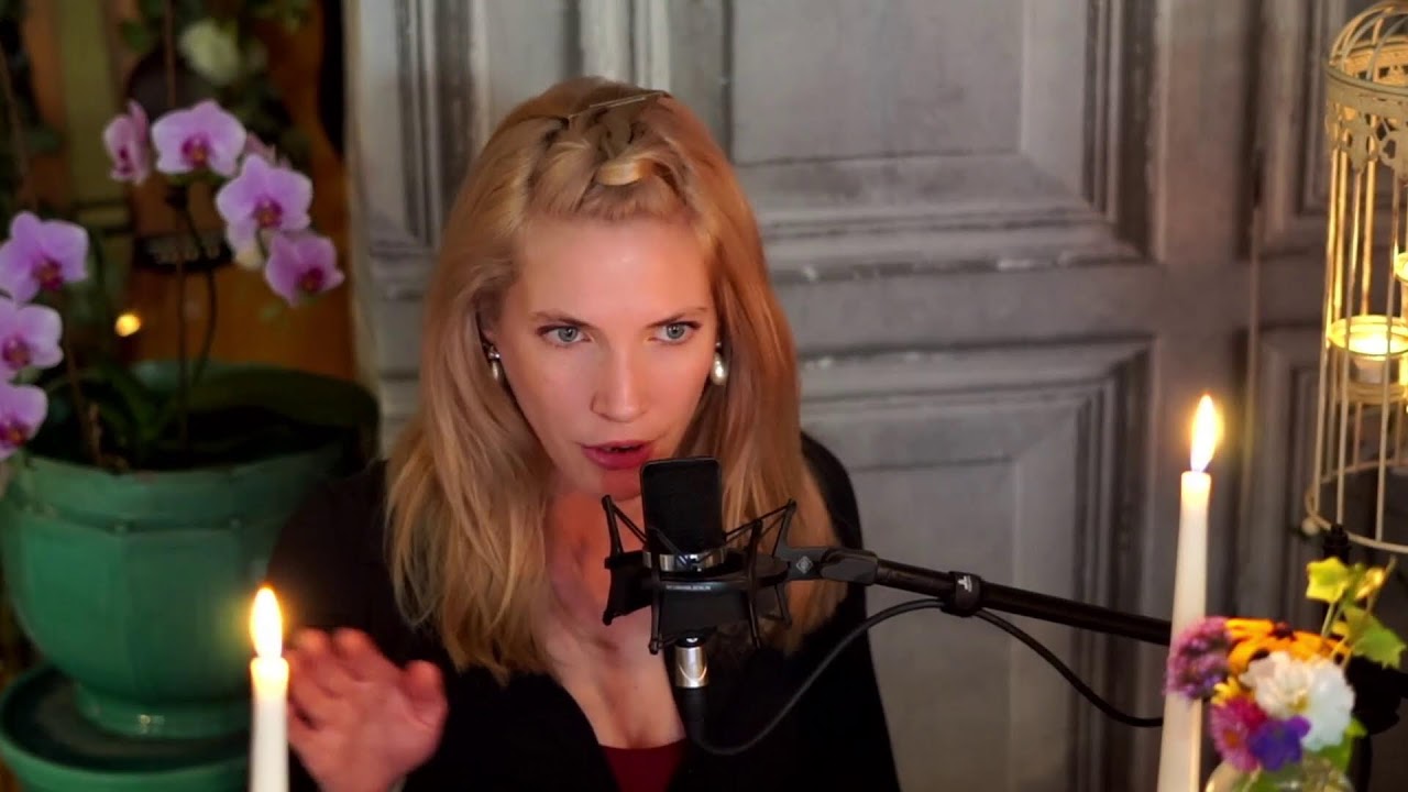 💕 SOOTHING SINGING AND PIANO 💕 - YouTube