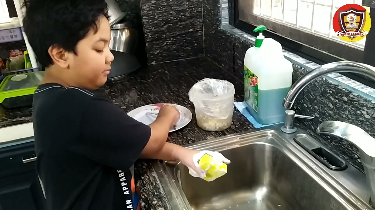 Assignment in HELE - Cleaning up after meals - YouTube