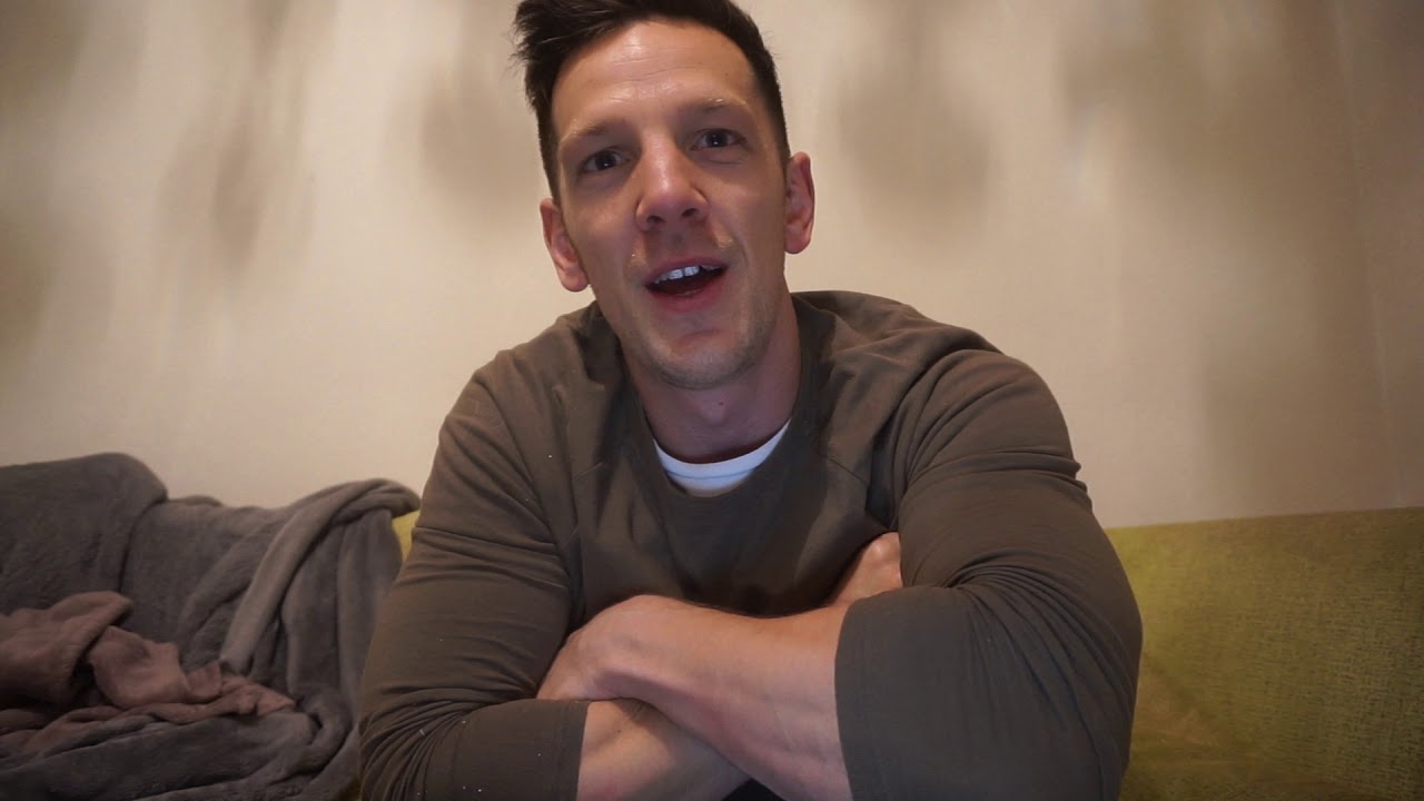 Jack Simmons SAS Who dares wins Intro - YouTube