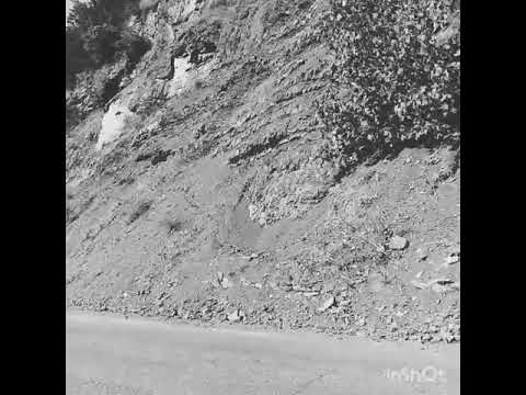 Yardımlı dağları